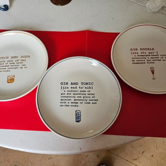 Pottery Barn | Kitchen | Pottery Barn Three Bar Plates With Fun ...